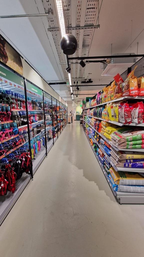 Maxi Zoo shops - Cylex Branch Locator